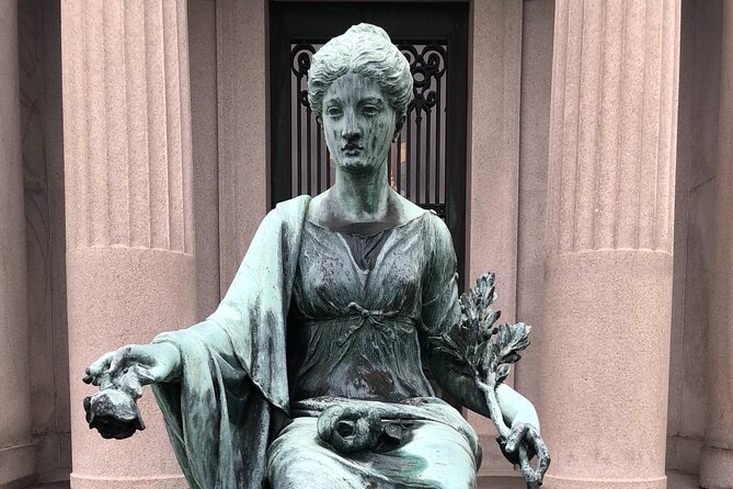 New Orleans Metairie Cemetery Tour: Millionaires and Mausoleums - A Detailed Look at the Tour Itinerary