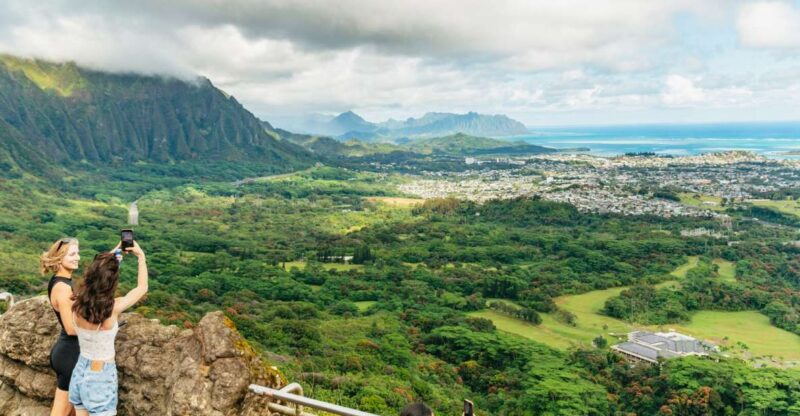 Oahu: Circle Island Tour with Lunch & Waimea Waterfall - Key Points: