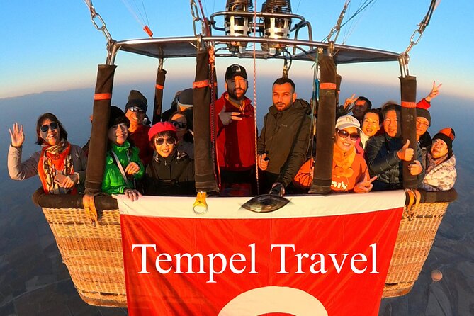Pamukkale Hot Air Balloon Tour With Champagne - Key Points
