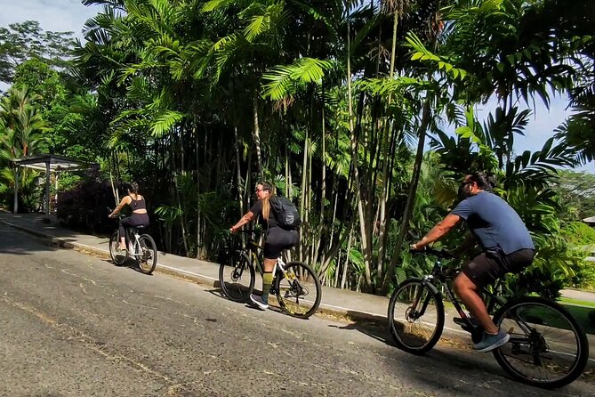 Panama Canal Zone Bike Adventure - Key Points