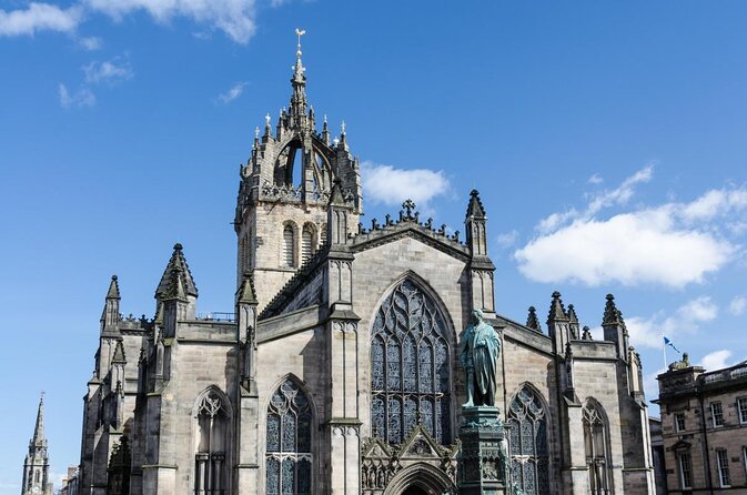 Private Old Town, Edinburgh Walking Tour - Key Points