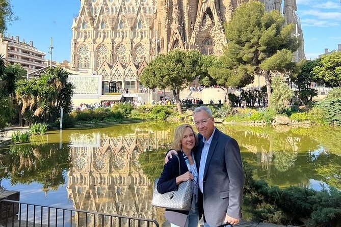 Sagrada Familia Private Tour With Priority Entrance - Tour Overview