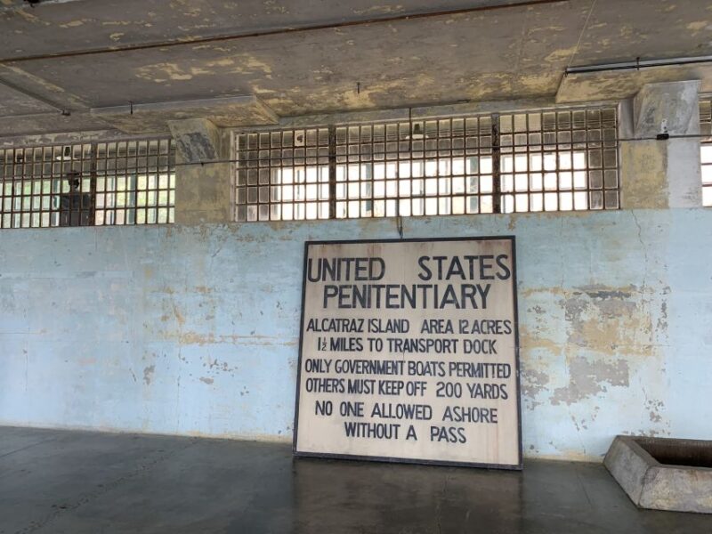 San Francisco: Alcatraz Tour with Muir Woods and Sausalito - Key Points