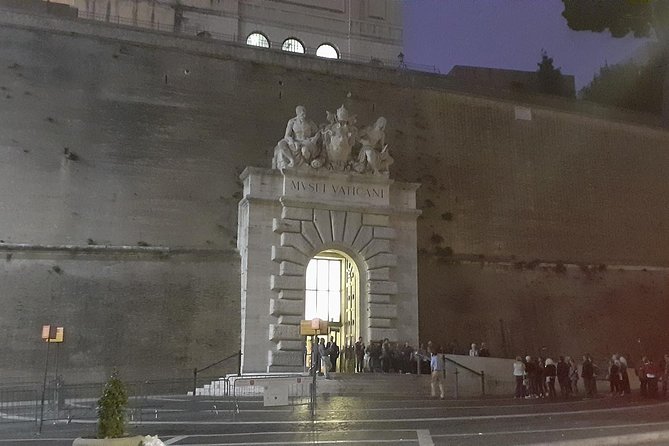 Skip the Line Ticket + Tour : Vatican Museums and Sistine Chapel - Key Points