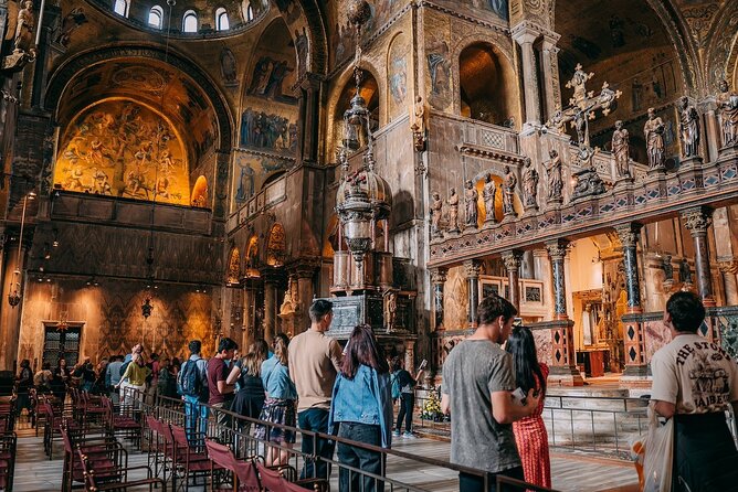Small-group Saint Mark's Basilica and Terrace Priority Access - Key Points
