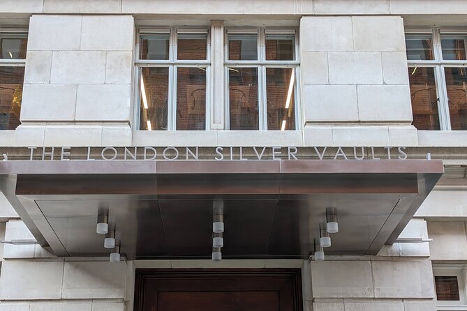 Turmoil, Templars & Oliver Twist Londons Squalor and Splendour - Key Points
