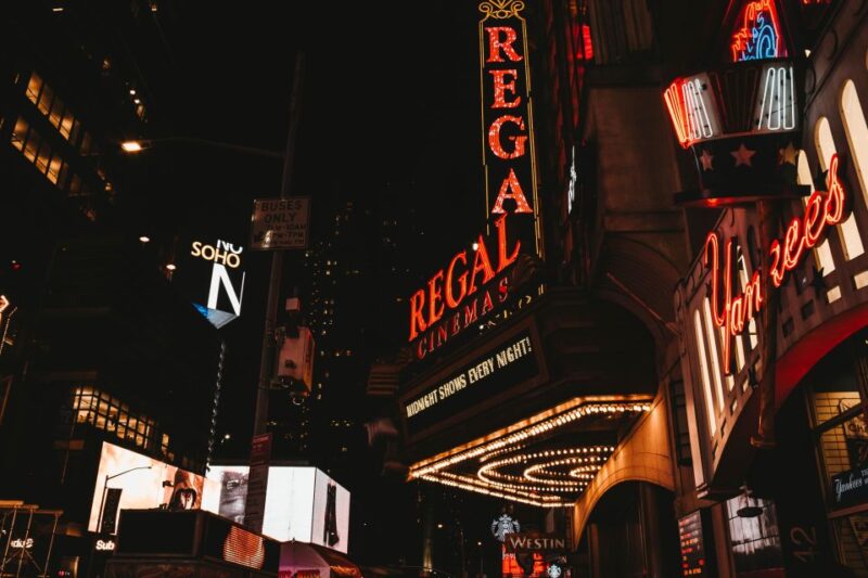 Vegas Highlights: Neon Lights & Desert - Audio Driving Tour - Introduction