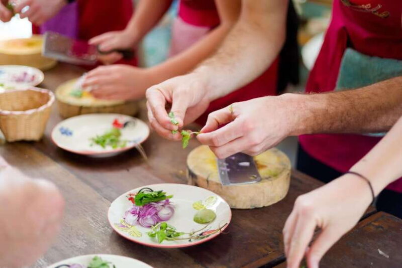 Vegetarian Hanoi Cooking Class: Master Vietnamese Cuisine - Key Points