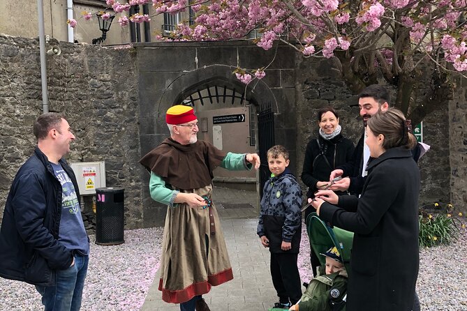 Walk the Medieval Mile with Pat - The Value of the Tour: More Than Just Sightseeing