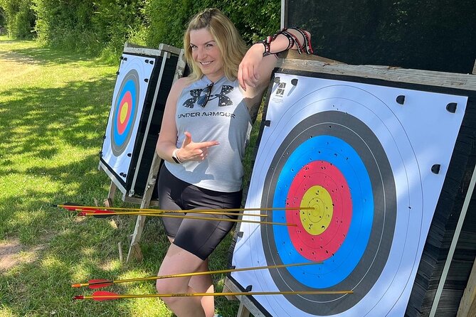 1 Hour Archery Experience in Hereford - Group Size and Atmosphere