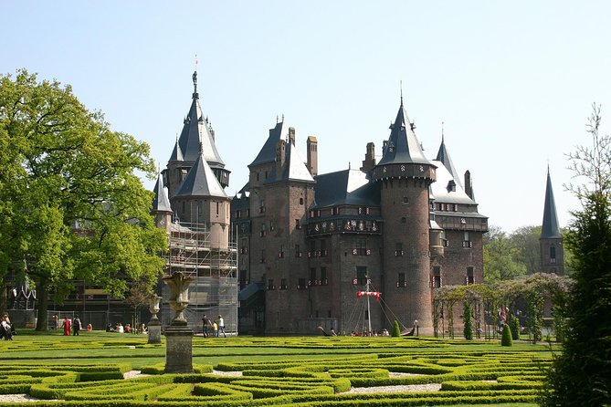 Amsterdam Airport Schiphol & Amsterdam City to Utrecht - Who Should Consider This Service?