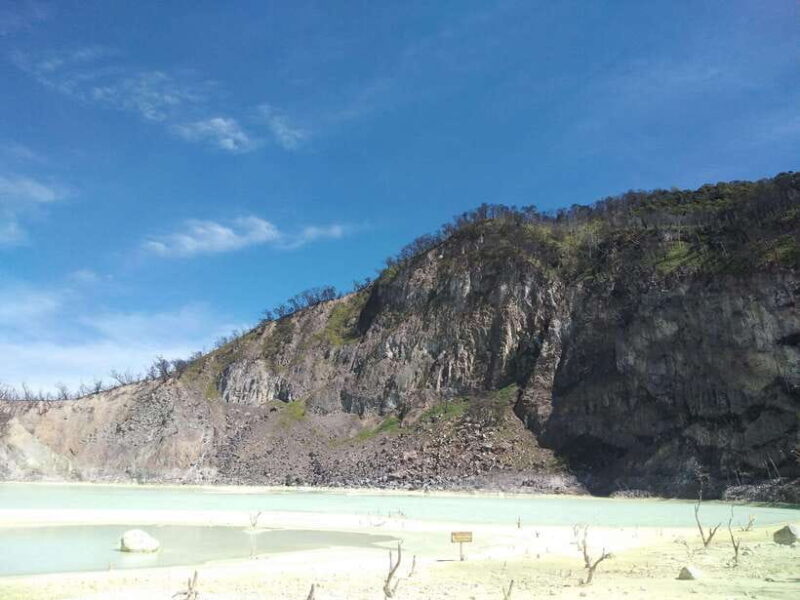 Bandung: White Crater Volcano Guided Day Trip - Hot Springs for Relaxation