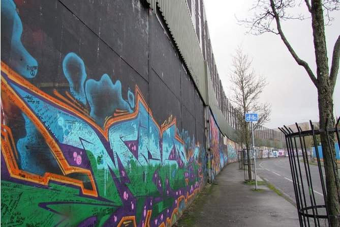 Belfast Murals Taxi Tour - Who Should Book This Tour?