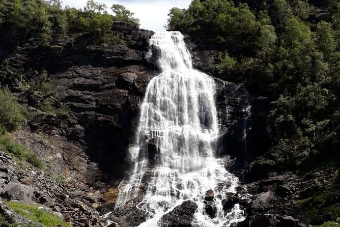 Bride's Veil and Steinsdalsfossen waterfalls with sceneries of Hardanger Fjord - Analyzing the Value