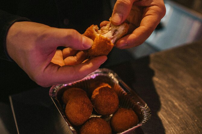 Bruges Food Tour with Full Meal & Drinks by Do Eat Better