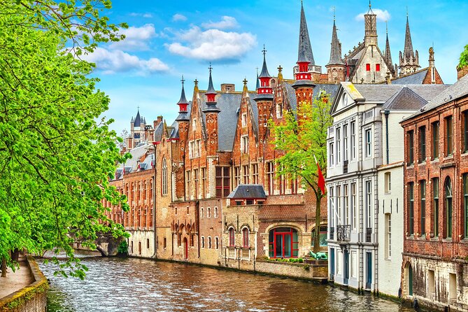 Bruges Tour from Your Cruise Ship with Canal Cruse & Leisure Time