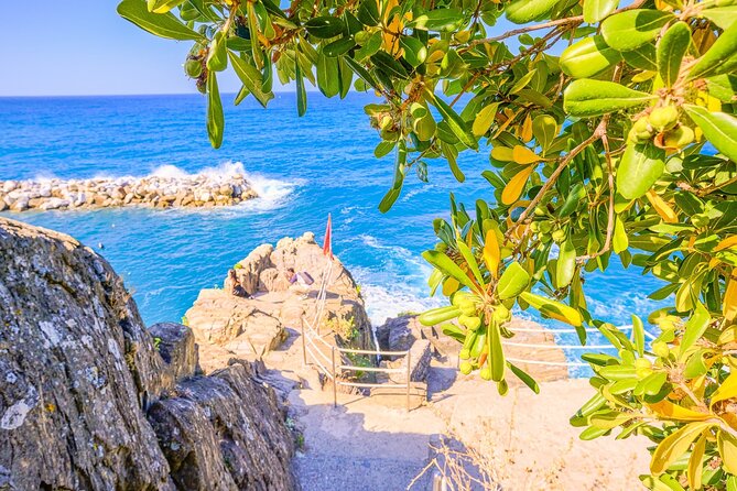 Cinque Terre hiking tour from La Spezia train station - What Travelers Say: Authentic Perspectives