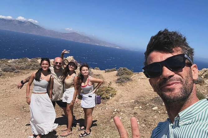 Explore Mykonos with local guide and Jeep Renegade Private Tour - Detailed Itinerary Breakdown