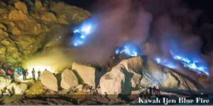 From Bali : Group Tour To See Kawah Ijen Blue Flame
