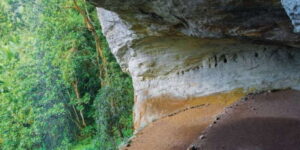 From Kitulgala: 3-Hour Belilena Caves Excursion