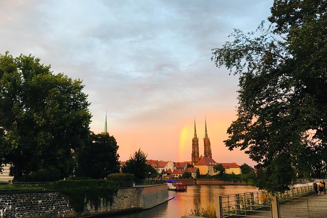 Highlights of Wroclaw Private Tour with one Entrance - Practical Details and What to Expect