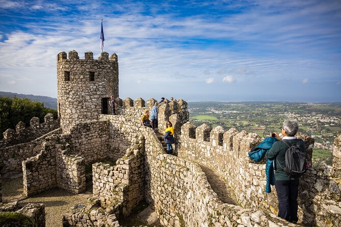 Hike in Sintra: Pena Palace, Moorish Castle, Quinta da Regaleira - Final Thoughts: Is This Tour Right for You?