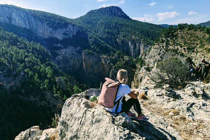 Hiking in Montanejos and swim in Thermal Springs - OFFICIAL GUIDE