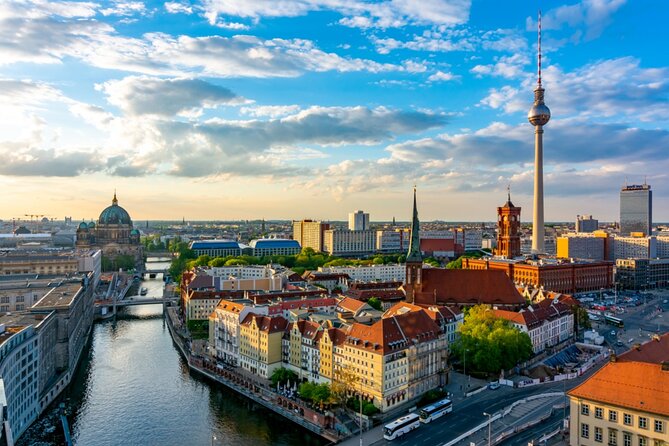 Love and War in Berlin: Self-Guided Story Puzzle Walk - What to Expect in Terms of Logistics and Value