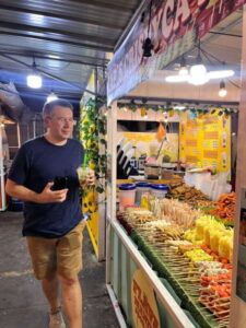 Manila Night Market with Local Guide