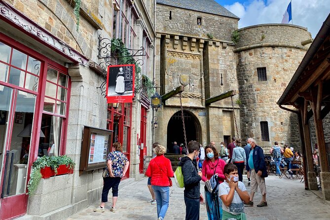 Mont Saint-Michel Small-group 2 to 7 people from Paris - The Experience: Comfort, Value, and Authenticity