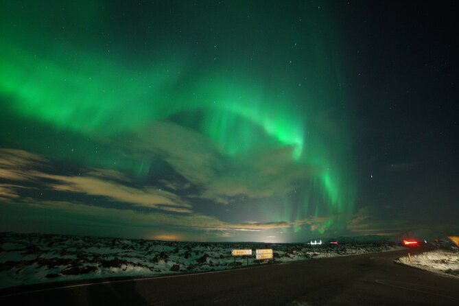 Northern Lights In luxury off-road SUV with Photos and Treats (Private 1-6 Pax) - The Itinerary: What to Expect