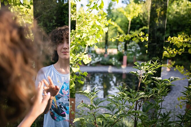 Private Photo Shoot in Amboise - Why Timing Matters