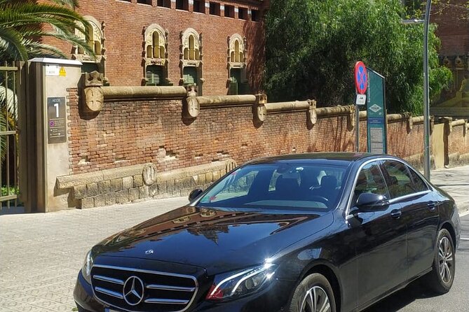 Private Transfer from Barcelona to the Port (or vice versa) - The Sum Up