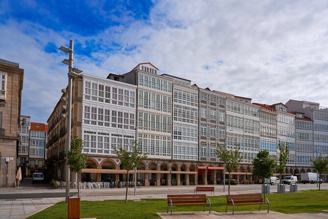 Private Walking Tour in Coruña with Beer or Wine - Who Should Consider This Tour?