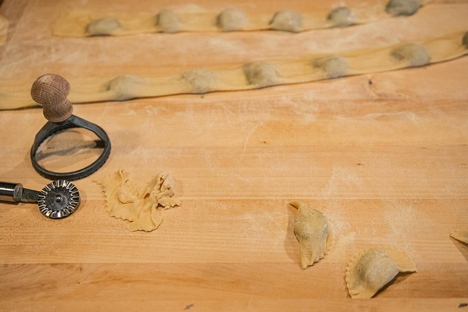 Share your Pasta Love: Small group Pasta and Tiramisu class in Camogli - Why This Tour Offers Great Value