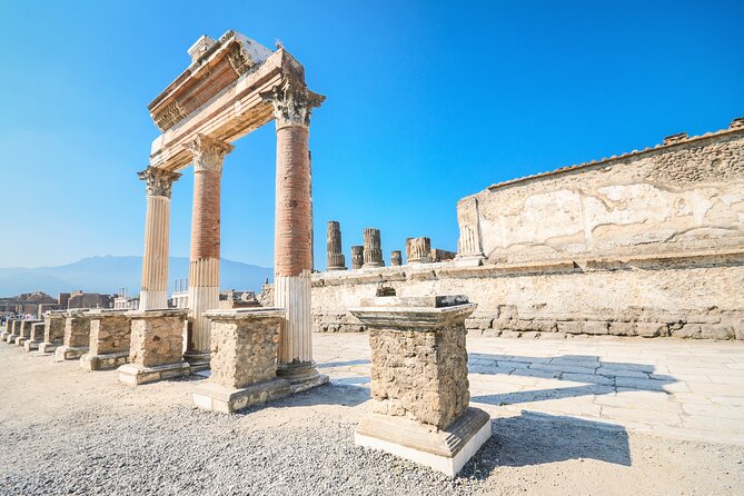 Shore Excursion:Pompeii & Mount Vesuvius with Lunch - What Makes This Tour Stand Out?