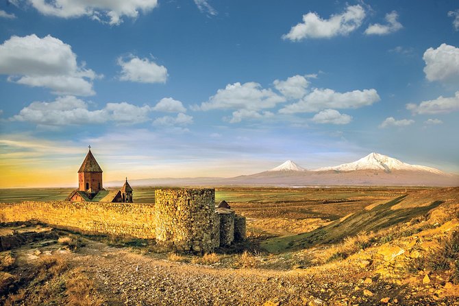 Small Group Day Trip to Khor Virap Noravank and Areni Winery - The Pros and Cons: Who Should Consider This Tour?