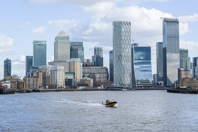 Speedboat Cruise Tour: Embankment or Westminster Pier -70 minutes - The Itinerary Breakdown