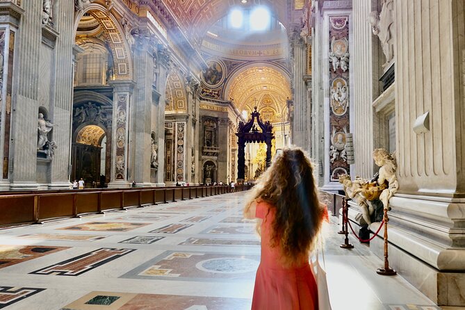 Tour of St Peter's Basilica with Dome Climb and Grottoes in a Small Group - Exploring St. Peter’s Square