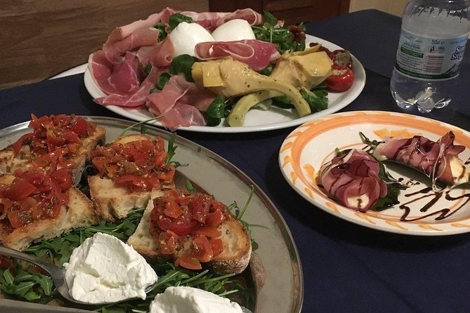 Traditional Neapolitan Dinner in Pompei - Villa Franca - Family Restourant - The Sum Up