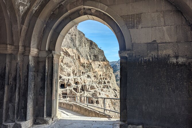 Vardzia. Lake Paravani, Khertvisi & Lomisa castle, Rabati - The Strategic Khertvisi Fortress