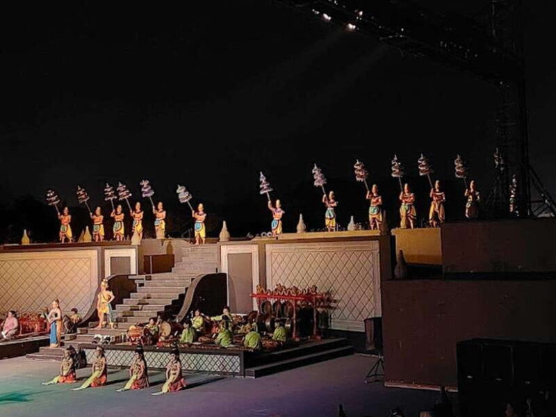 Yogyakarta: Sunset at Prambanan Temple & Ramayana Ballet - Exploring Prambanan in the Afternoon