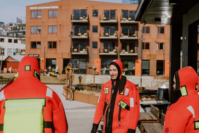 2 Hours Urban Arctic Floating Activity in the Harbours of Tromsø - What to Expect on the Tour