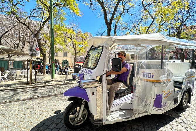 4 Hour Tuk Tuk Tour From the Discoveries to the Tragedy of 1755 - The Sum Up