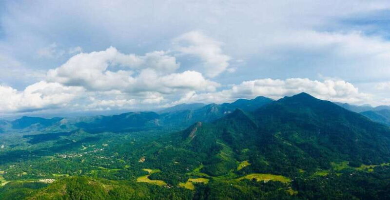 5-Day Private Sri Lanka Trip-Hotels, Breakfast & Luxury Car - What’s Included and What’s Not