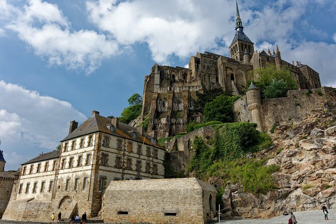 5-hour Private Tour of Mt St Michel From St Malo with pick up and drop off - What Travelers Are Saying
