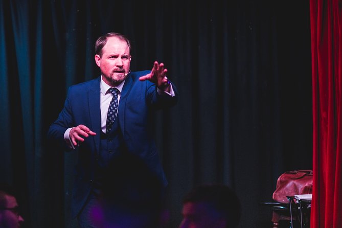 (9pm) The House Magicians Comedy & Magic Show - Smoke & Mirrors - The Itinerary in Detail