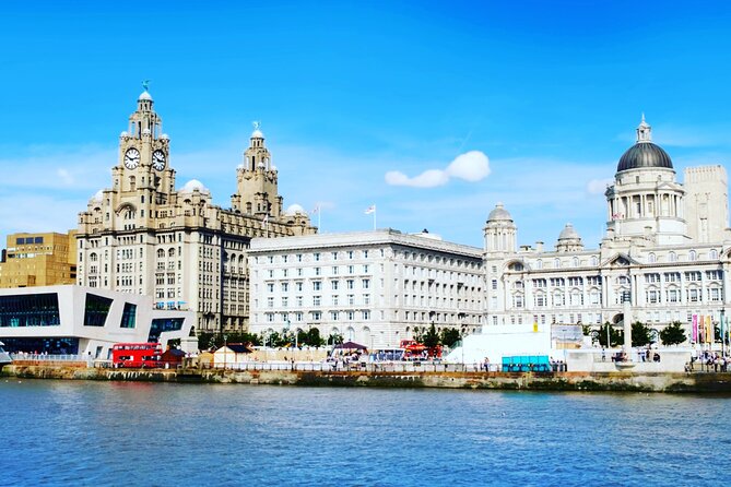 A Walk Through Time: History of Liverpool Walking Tour - What Sets This Tour Apart