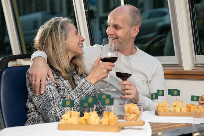 Amsterdam: Dutch Cheese and Wine Tasting Cruise - The Sum Up