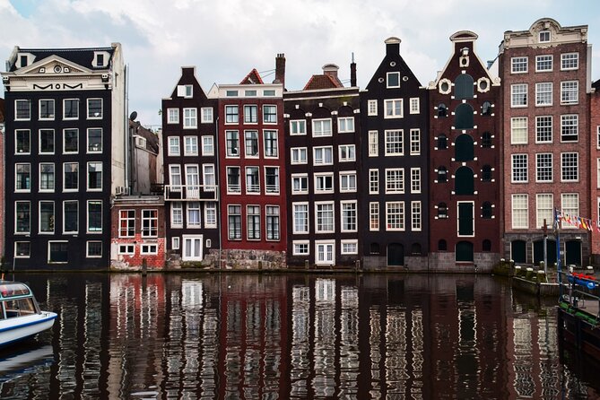 Amsterdam Scavenger Hunt and Highlights Self-Guided Tour - Highlights and Unique Features